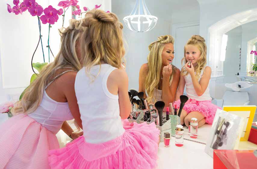 The McGraw Family - Calabasas Style Magazine